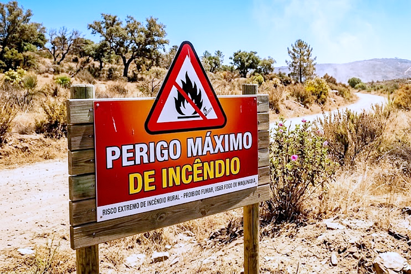 ALERTA: 100 CONCELHOS EM PERIGO MÁXIMO DE INCÊNDIO ATÉ SEGUNDA-FEIRA ...